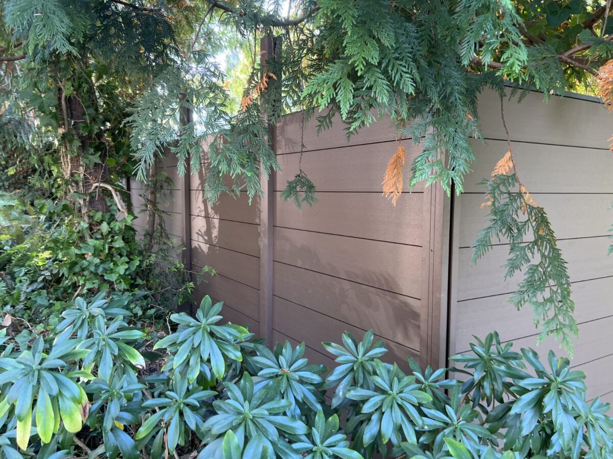 Composite Fence Installation | Composite Fencing | Edmonds Fence ...